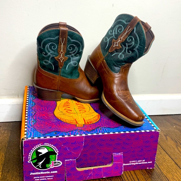 Justin Boots | Shoes | Justin Womens Cowgirl Boots Square Toe 7 Chellie ...